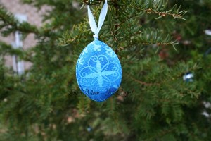 Christmas Pips - Perfect for Hiding Small Gifts in Plain Sight