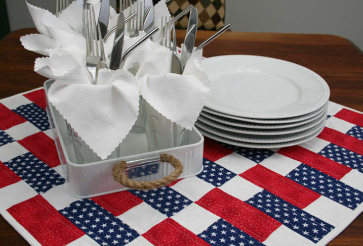 Old Glory Scrambled Table Runner Pattern - Super Mom - No Cape!